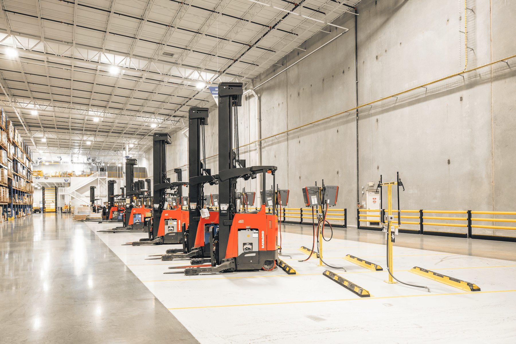 DSV's First US Facility: A Grand Entrance and Open Floor Plan in ...